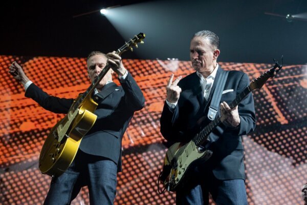 Bryan Adams Icon 2 - Buses To Concerts | Concert Travel | Event Coaches